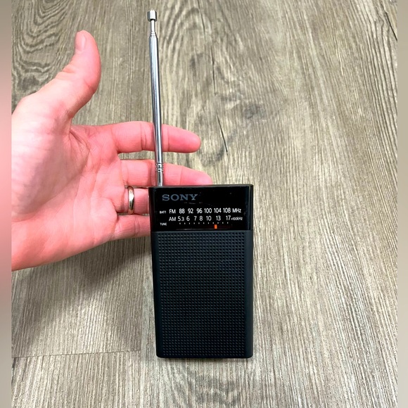 Sony | Portable Audio & Video | Sony Ifcp26 Portable Amfm Radio | Poshmark